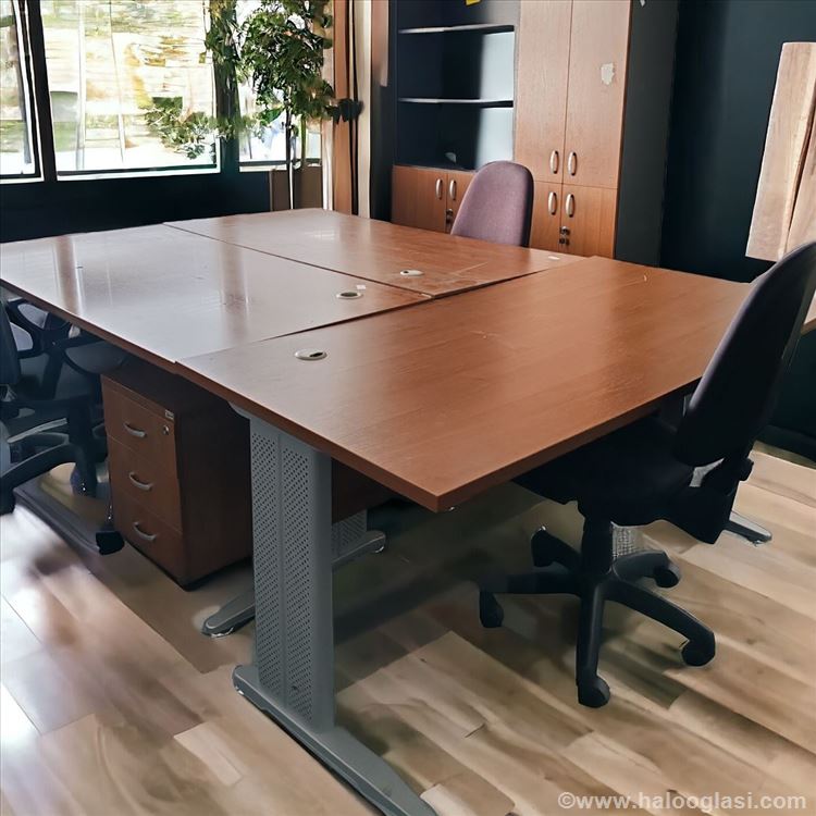 Kancelarijski nameštaj - stolovi stolice fiokari | Halo Oglasi