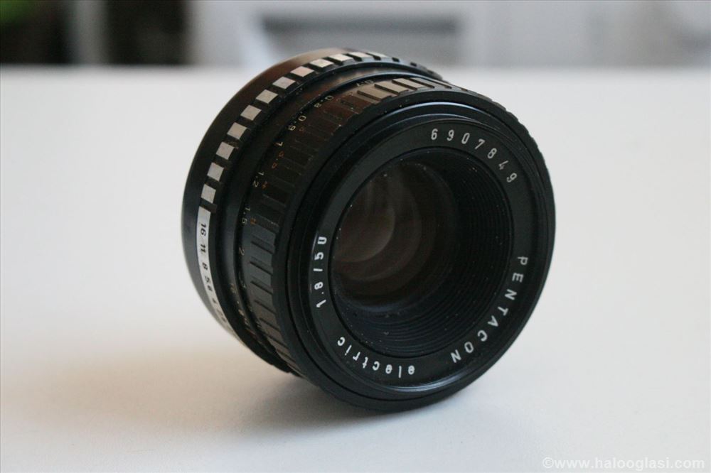 Pentacon electric 1.8/50 na M42 navoj | Halo Oglasi