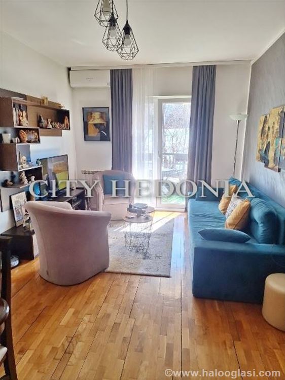 Železnik, Lole Ribara, 2.0, noviji, lux | Halo Oglasi