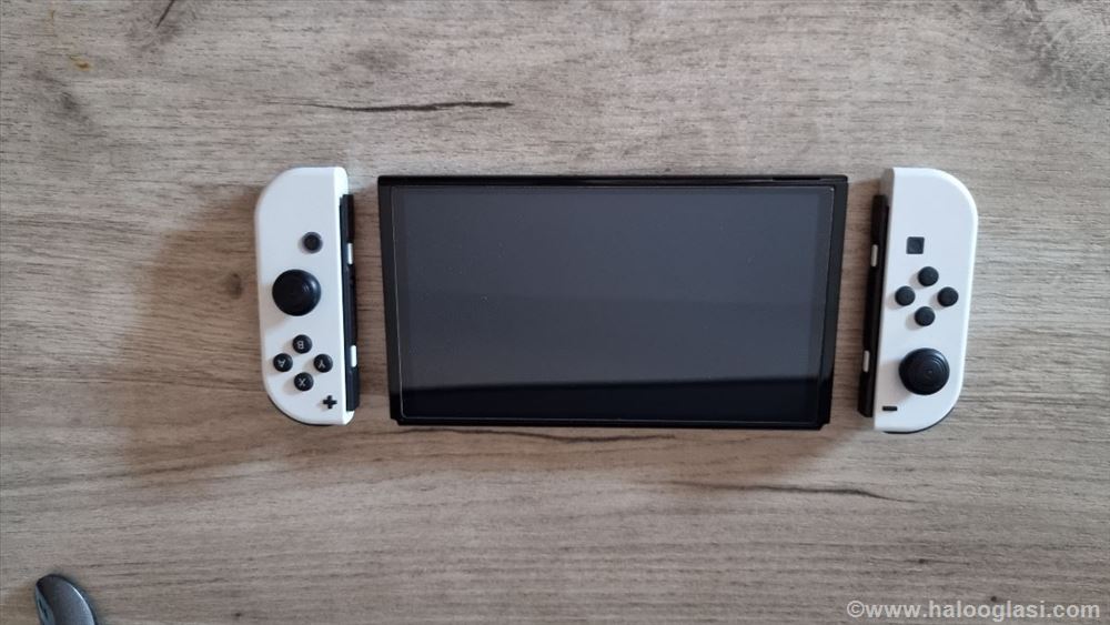 Nintendo Switch Oled KAO NOV | Halo Oglasi
