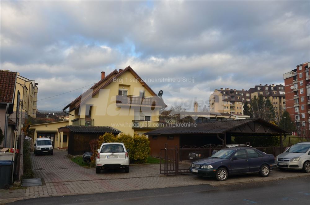 DIREKTNA PRODAJA DVE KUĆE I POSLOVNOG PROSTORA! | Halo Oglasi