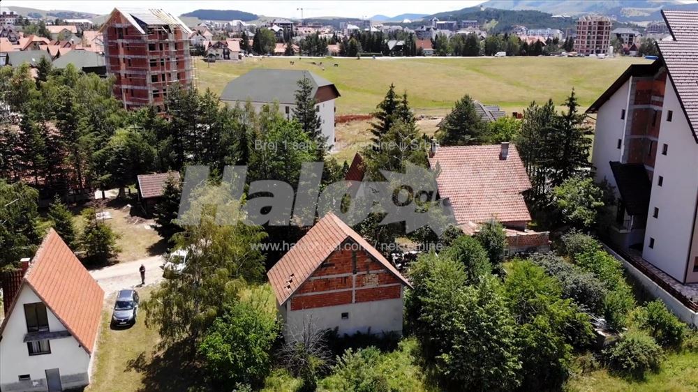 Zlatibor gradjevinski plac sa objektom 5 ARI | Halo Oglasi