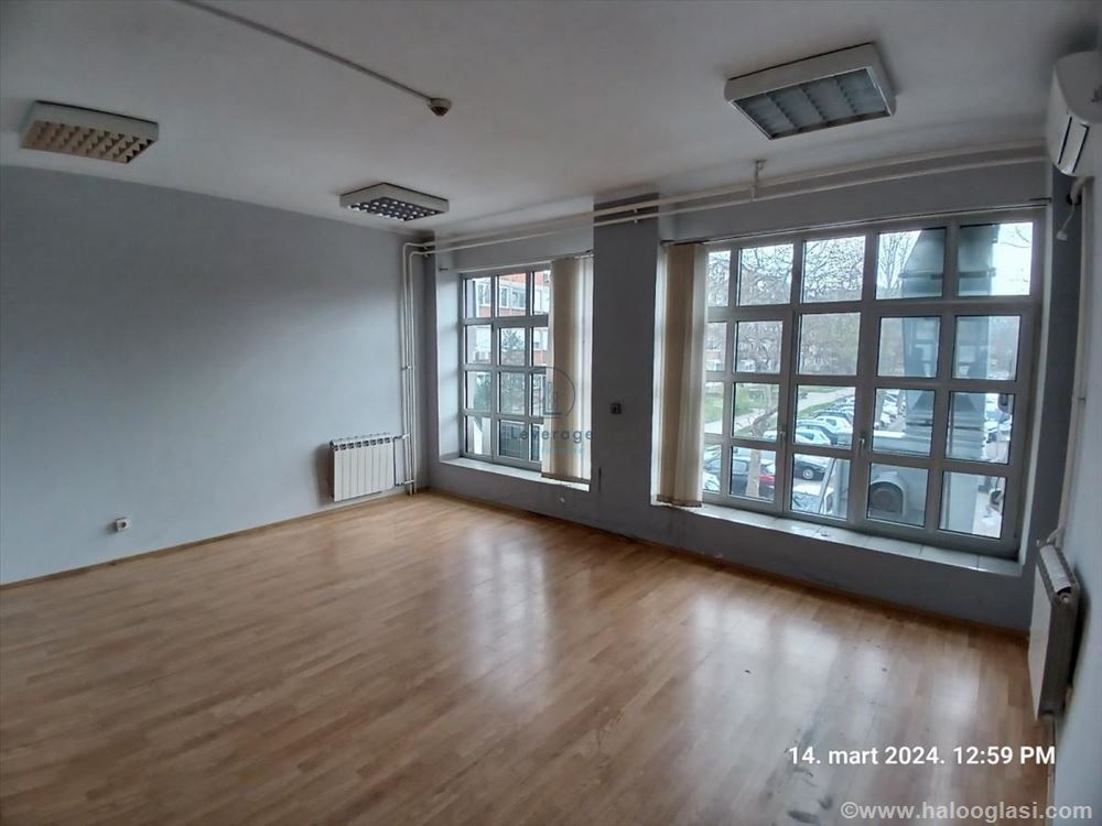 Lokal, Stari merkator, 130 m2 | Halo Oglasi