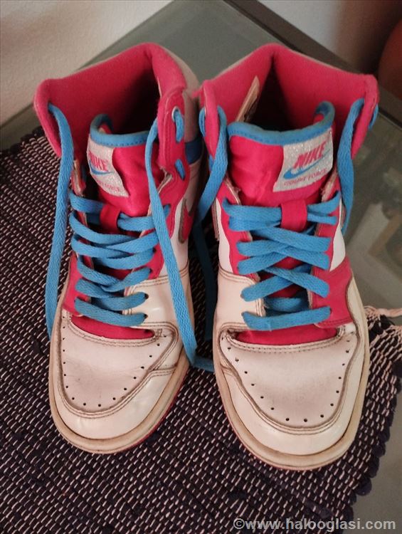 Nike patike broj 37-Devedesete model | Halo Oglasi