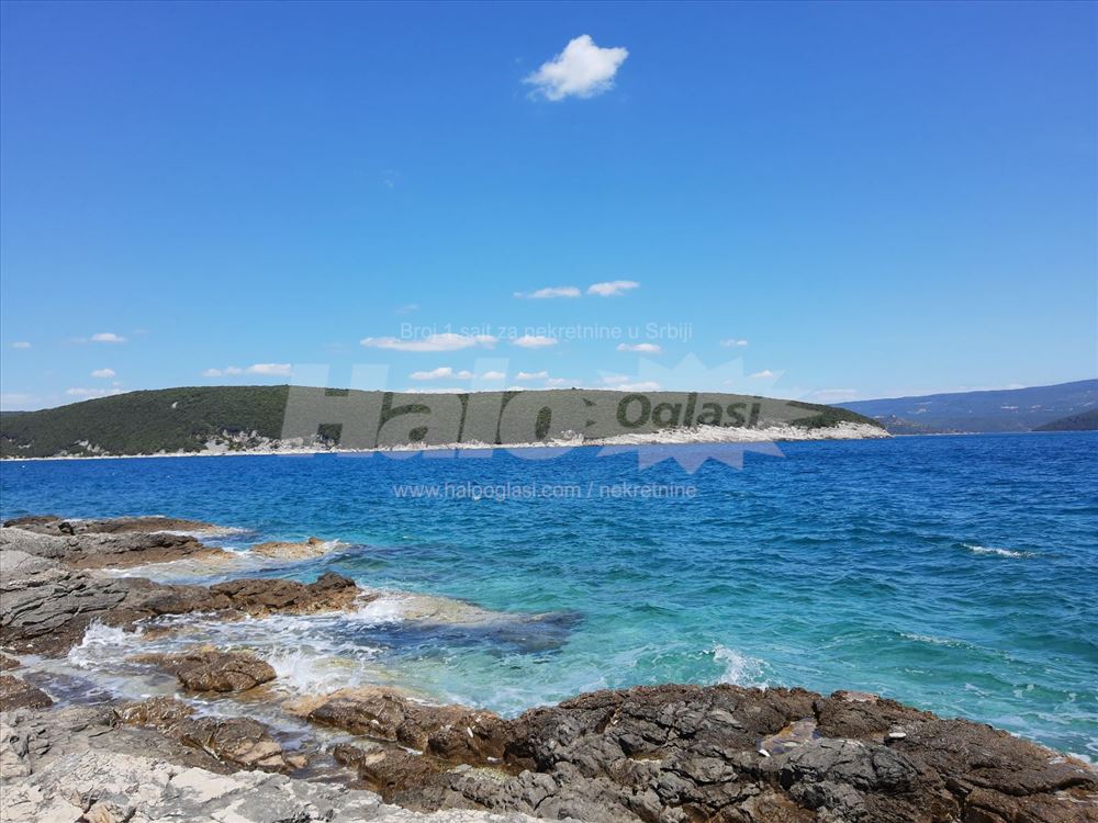 Plac na moru,Pula,Peruski | Halo Oglasi