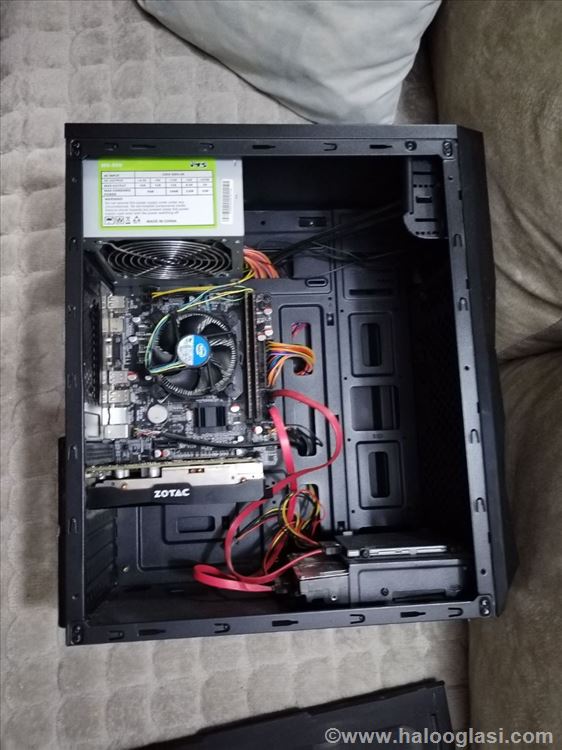 Hitno! Na prodaju. (Ceo setup) | Halo Oglasi