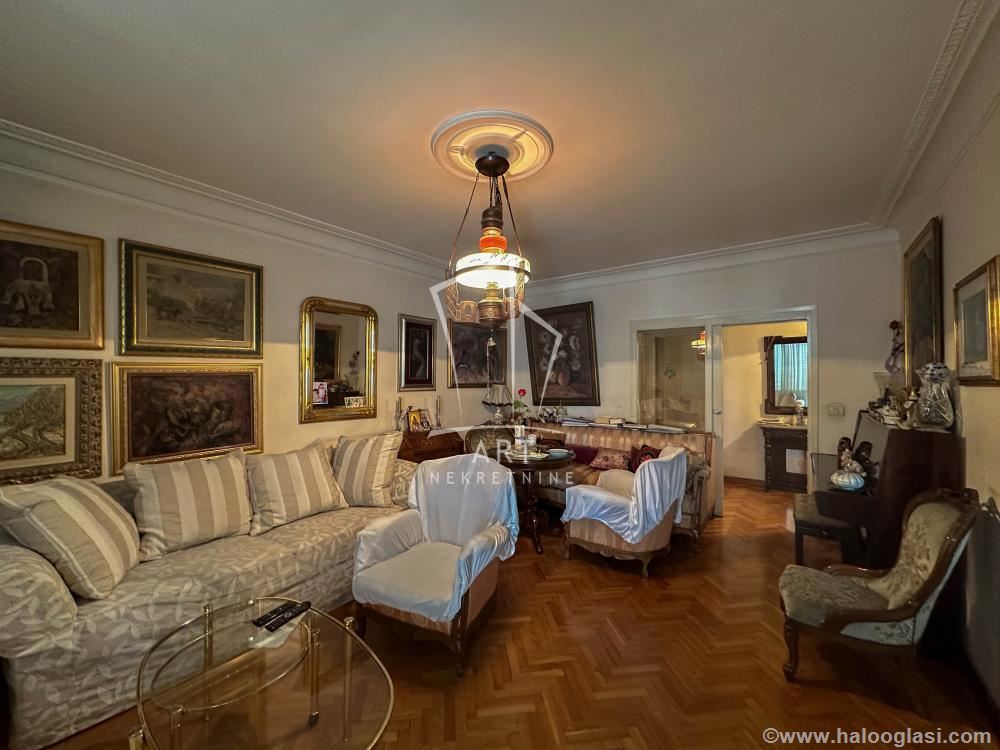 Tašmajdan, Miročka, sa parking mestom ID#7355 | Halo Oglasi