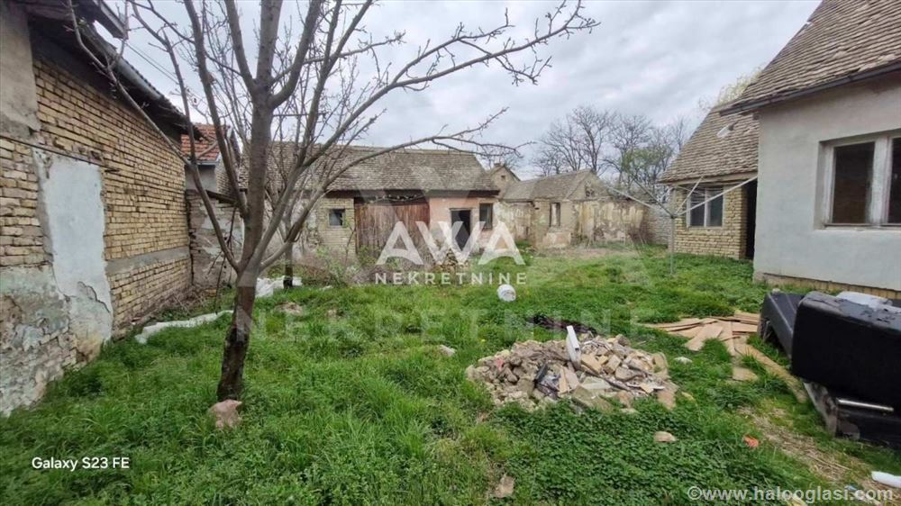 Bački Gračac, Kuća 173 m2, na placu od 584 m2 | Halo Oglasi
