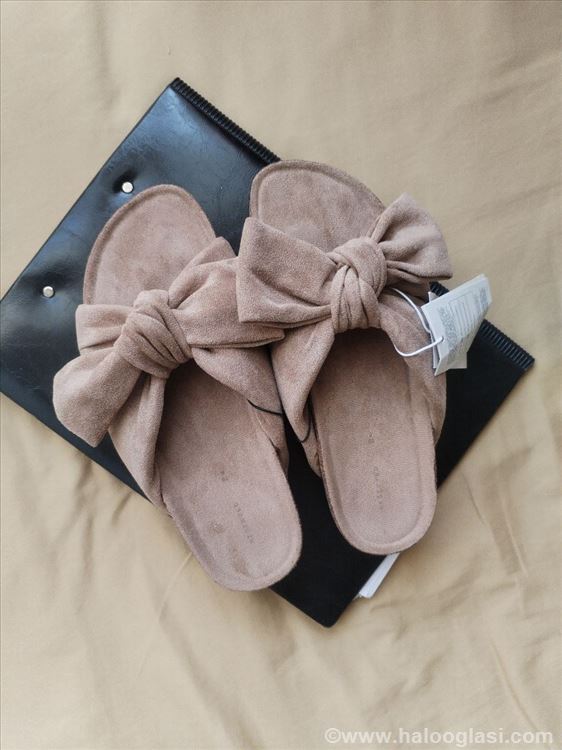 Mekane Braon Papuce sa Masnom NOVE sa Etiketom | Halo Oglasi