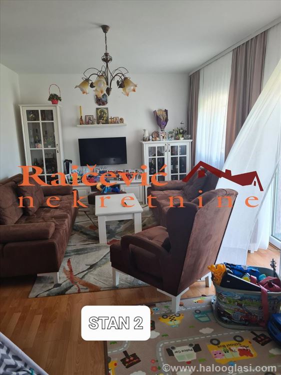 Miljakovac III, Kapablankina | Halo Oglasi