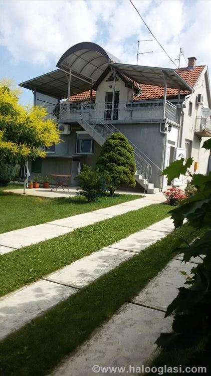 Kuća, Novi Slankamen, Đure Jakšića, 150m2, 54a | Halo Oglasi