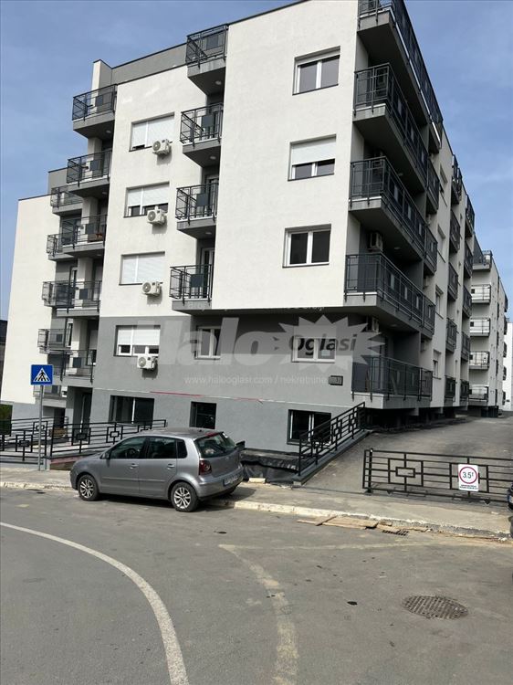 Lux novo, Mirijevo III, bazen, SPA centar | Halo Oglasi