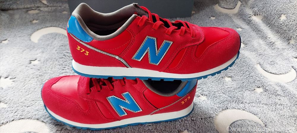 Nove New Balance crvene patike, br39, original | Halo Oglasi