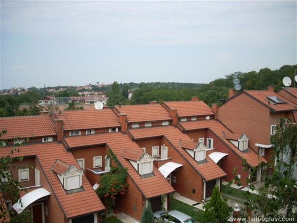 1.5 Filmski grad, namešten | Halo Oglasi