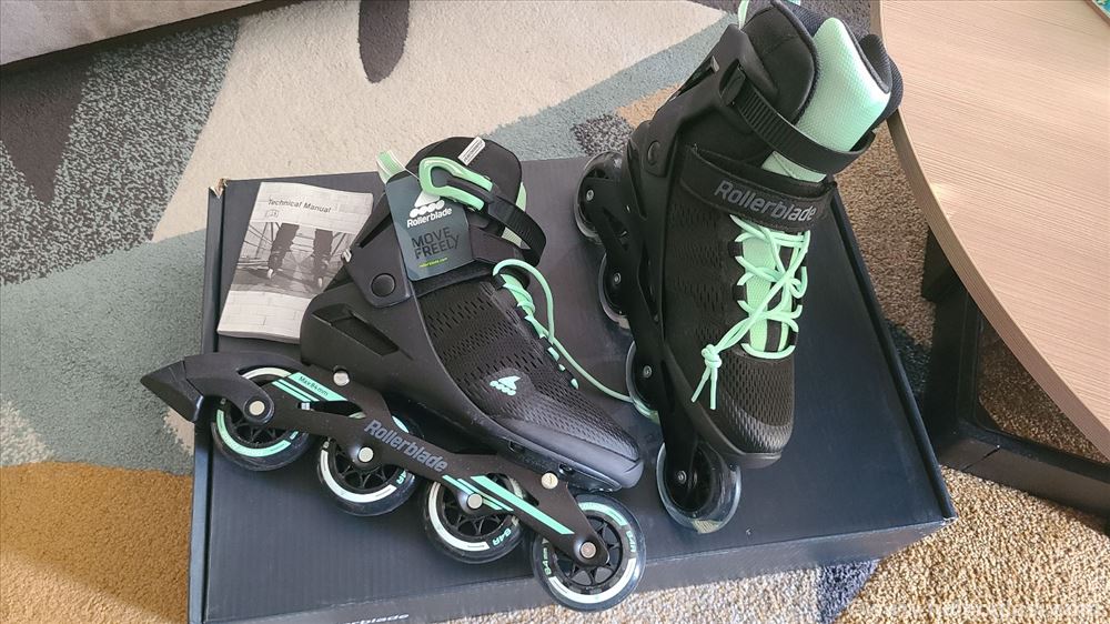Roleri Rollerblade Spark 84 W br. 42.5 | Halo Oglasi