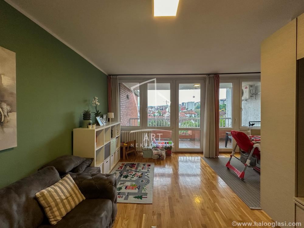 Medaković 3, Braće Srnić, 77m2 ID#7648 | Halo Oglasi