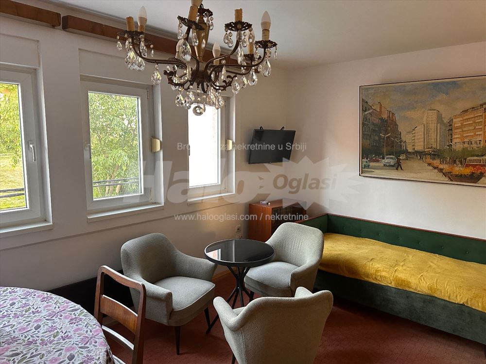 Zvezdara - SC Olimp, dvosoban stan | Halo Oglasi