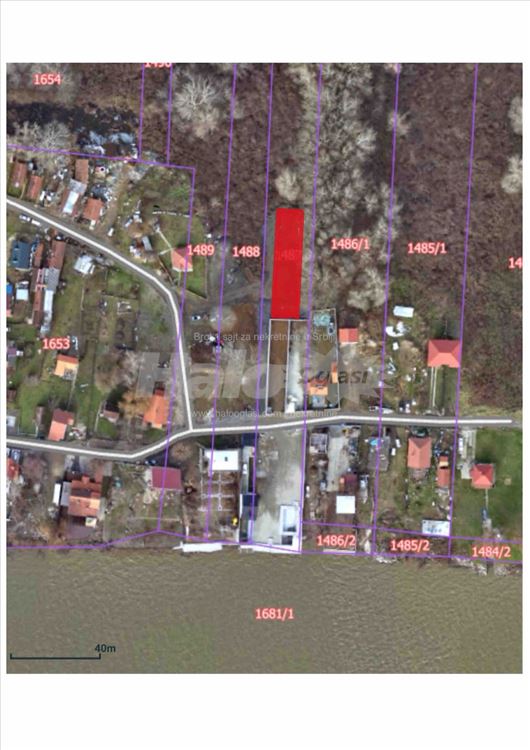 Plac Krnjača 10a, blizu Dunava | Halo Oglasi