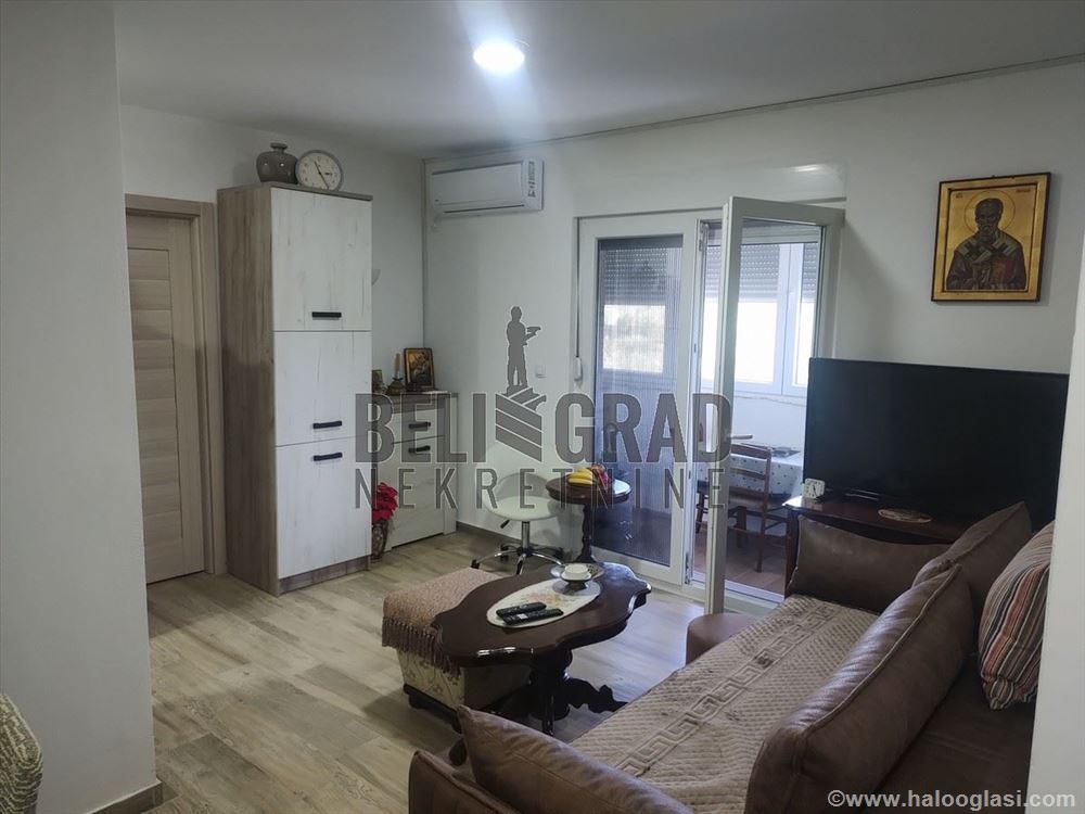 Surčin, Bečmen | Halo Oglasi