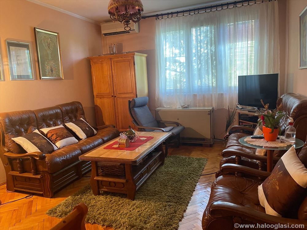 Prodaja 2.0 stana,61 m2,Husinskih rudara,Karaburma | Halo Oglasi