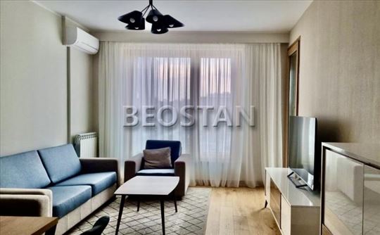 Izdavanje stanova Blok 65 | Halo oglasi