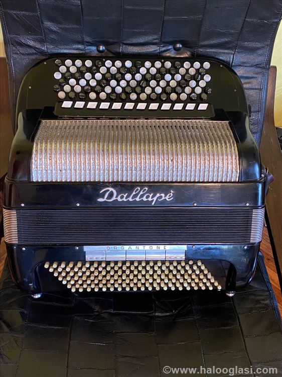 Dallape harmonika 140 basova original | Halo Oglasi