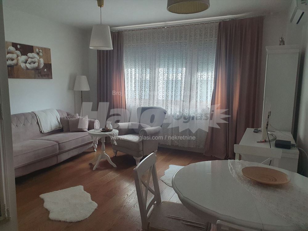 Izdajem stan u “Kapije Vracara” LUX | Halo Oglasi