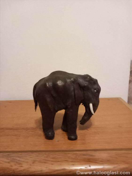 Stara figura Slon | Halo Oglasi