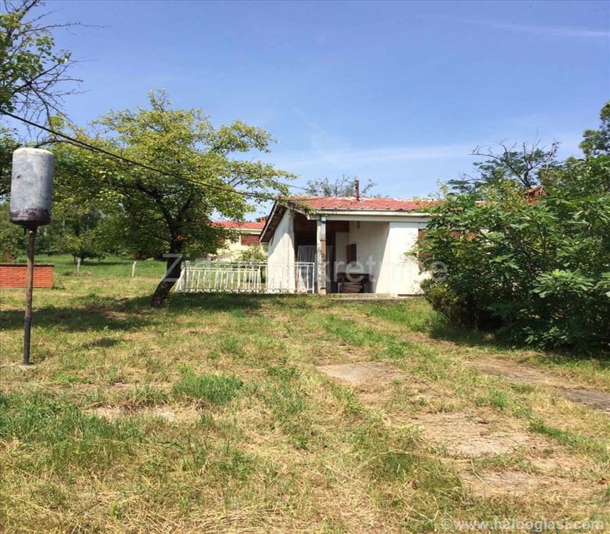 Mala Moštanica, kuća 54m2, plac10 ari | Halo Oglasi