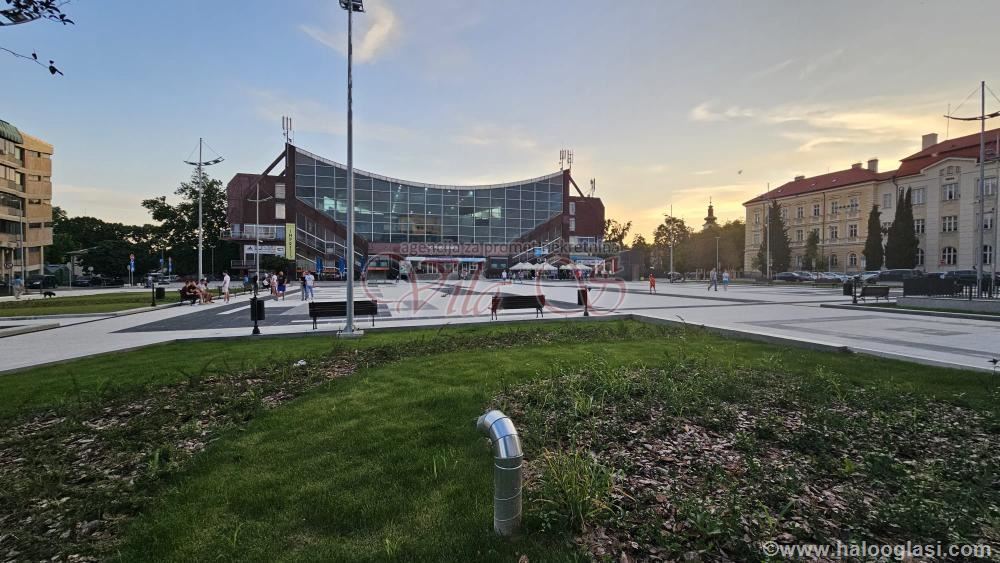 Zemun centar ID#1380 | Halo Oglasi