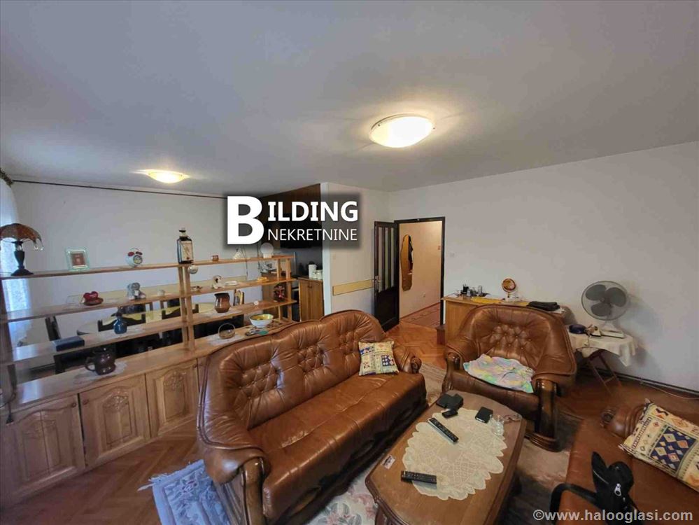 Filmski grad, 3.0 namešten ID#16540 | Halo Oglasi