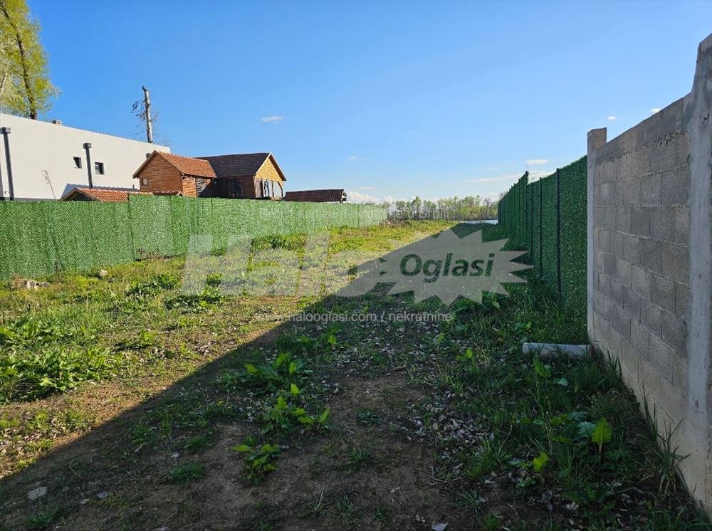 Plac na Savi, Beograd | Halo Oglasi