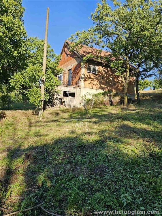 Brestovik, Grocka kuća na 10.5 ari placa ID#6968 | Halo Oglasi