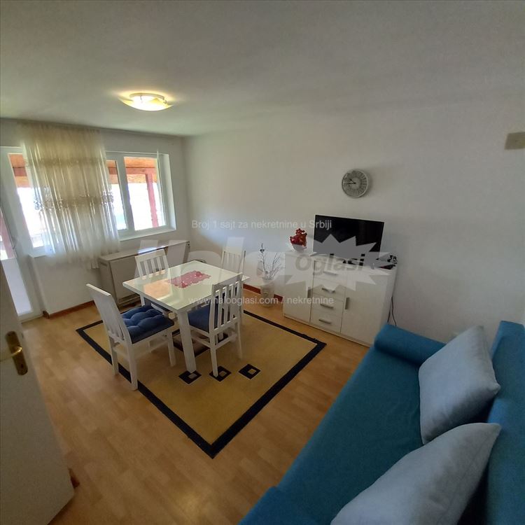 Sredjen dvosoban stan Lestane | Halo Oglasi