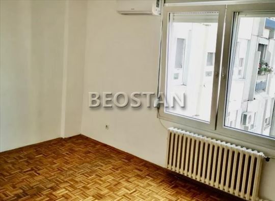 Izdavanje stanova Blok 30 (B92) | Halo oglasi