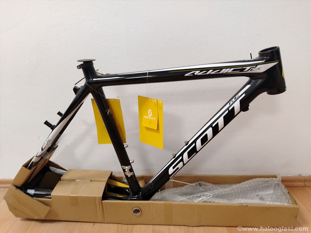 Ram za drumski bicikl Scott RC Karbon | Halo Oglasi