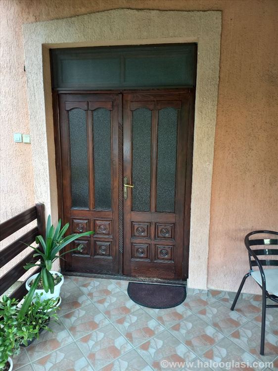 Prodajem vrata od čistog jasena | Halo Oglasi