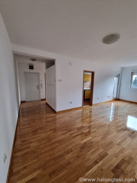 Šumice 58m2 | Halo Oglasi