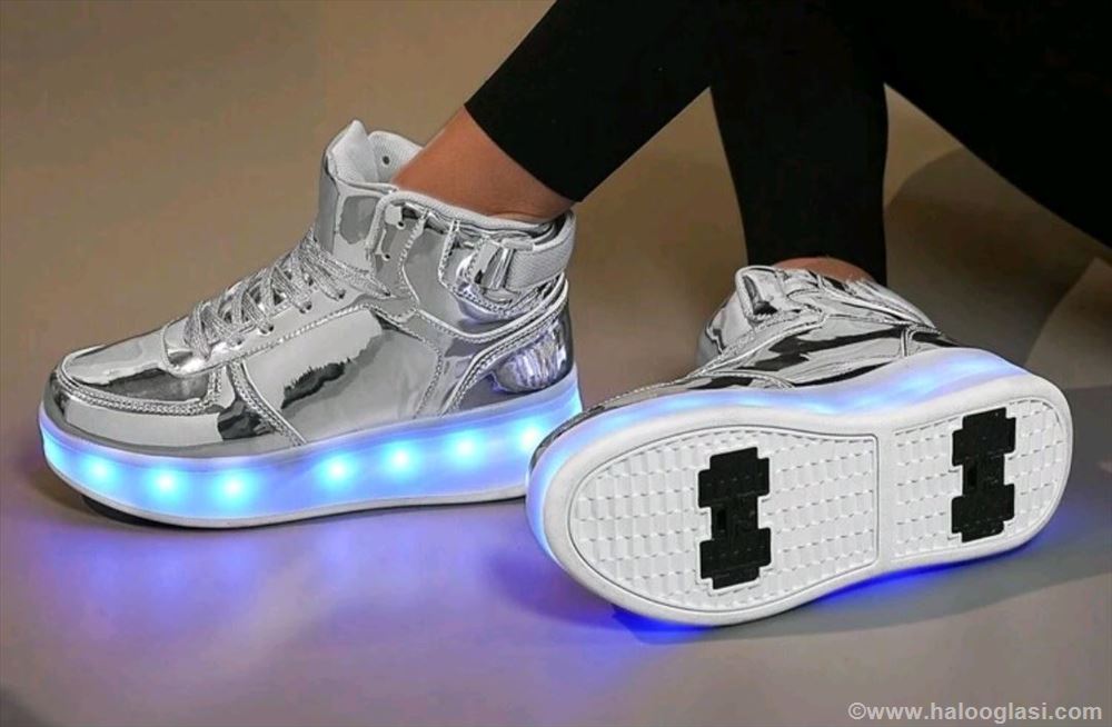 Patike sa točkićima,led,usb punjive,brojevi na sli | Halo Oglasi