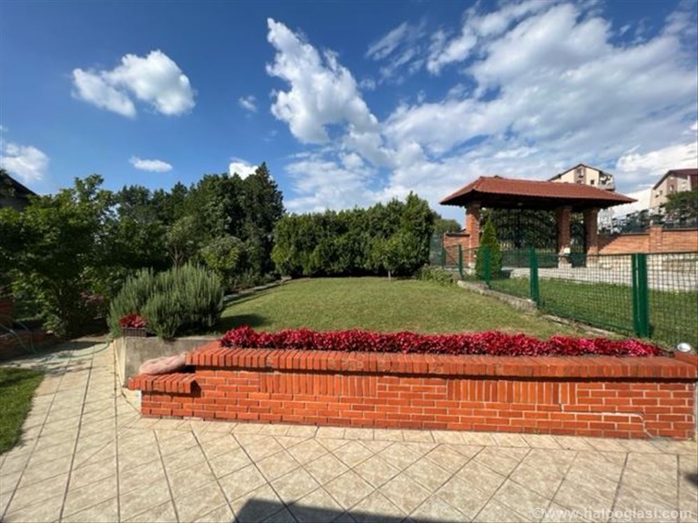 Višnjička banja | Halo Oglasi