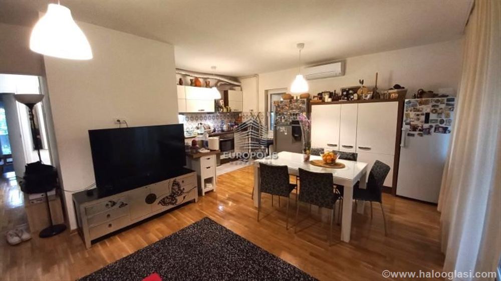 Ratka Mitrovića, Banovo brdo, Čukarica ID#4861 | Halo Oglasi