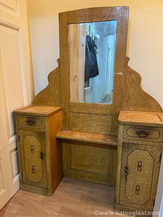 Ormar i ogledalo sa natkasnama, stari stilski name | Halo Oglasi
