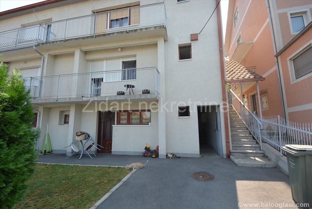 Leštane, porodična kuća od 73m2 na placu od 4ara | Halo Oglasi