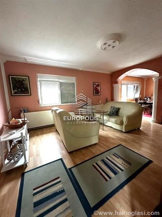 Vojvode Živojina Mišića, Novi Slankamen, Inđija ID | Halo Oglasi