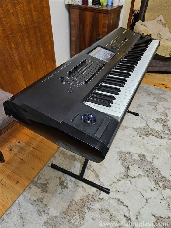 Korg Kronos 1 | Halo Oglasi