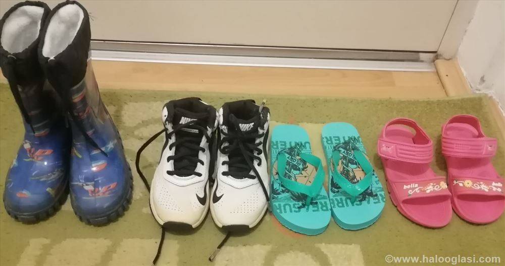 Muške i ženske čizme,patike,papuče i sandale br 28 | Halo Oglasi