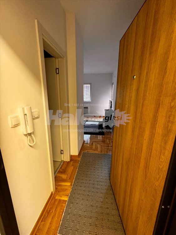 Direktna prodaja jednoiposobnog stana | Halo Oglasi