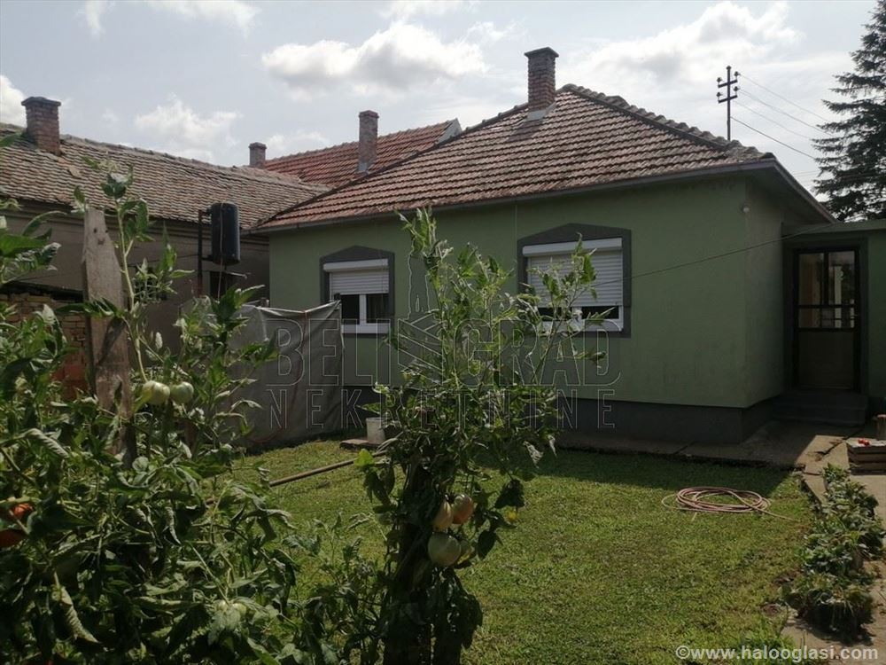 Pančevo, Starčevo, odlična kuća sa placem | Halo Oglasi