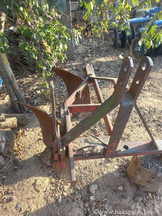 Leskovački plugovi na pomeranje | Halo Oglasi