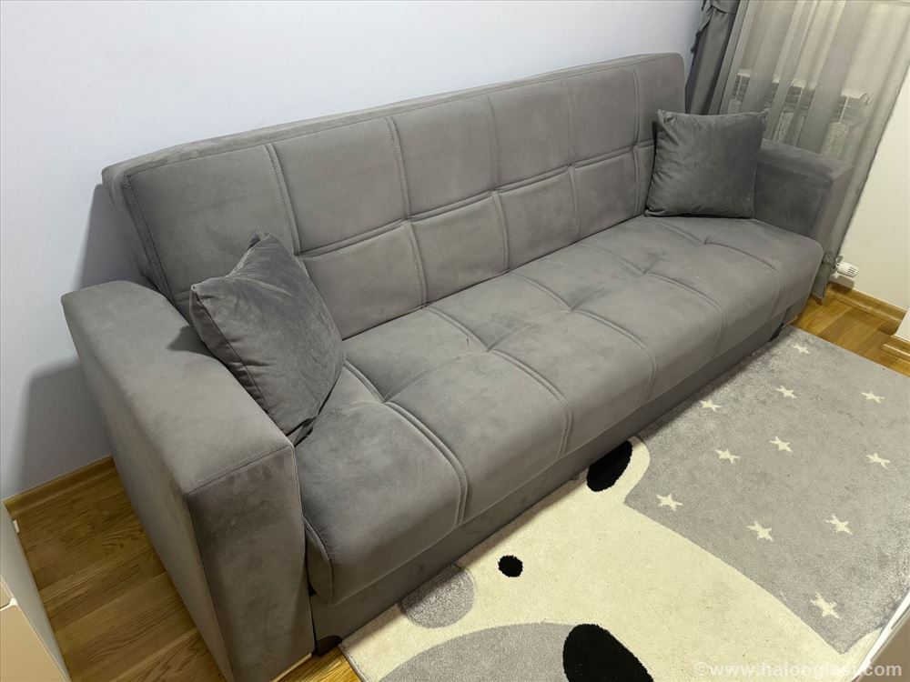 Kauc na razvlacenje kao nov | Halo Oglasi